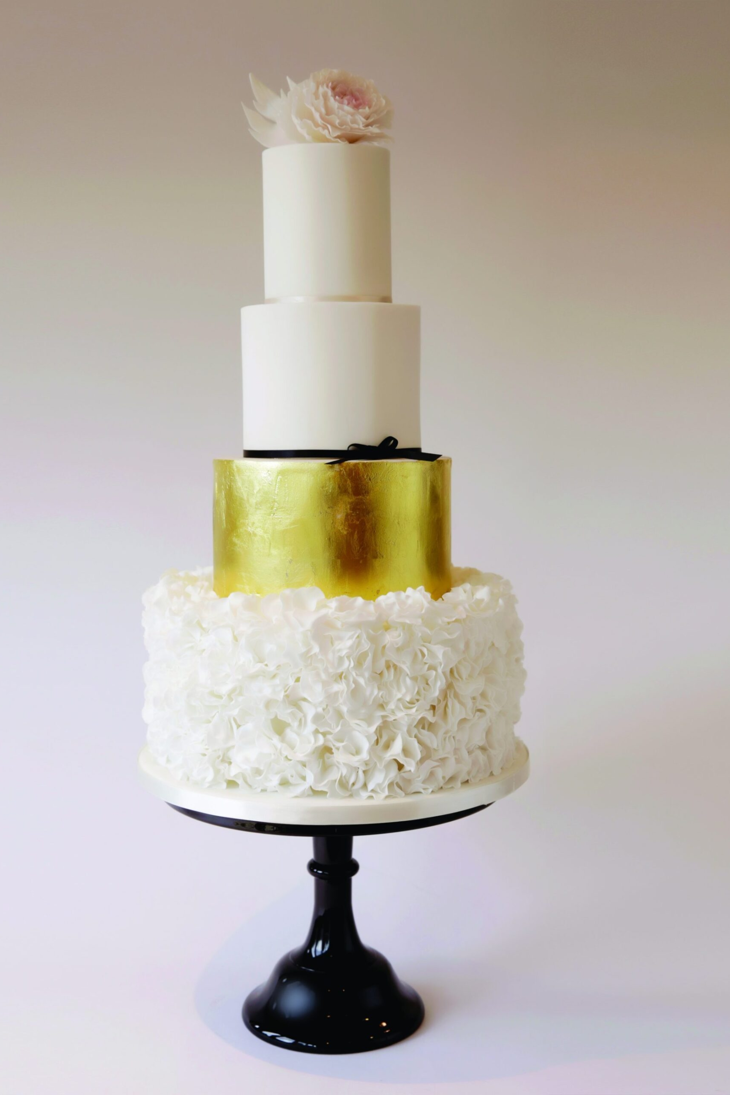 Wedding Cakes | Designer cakes by Elle