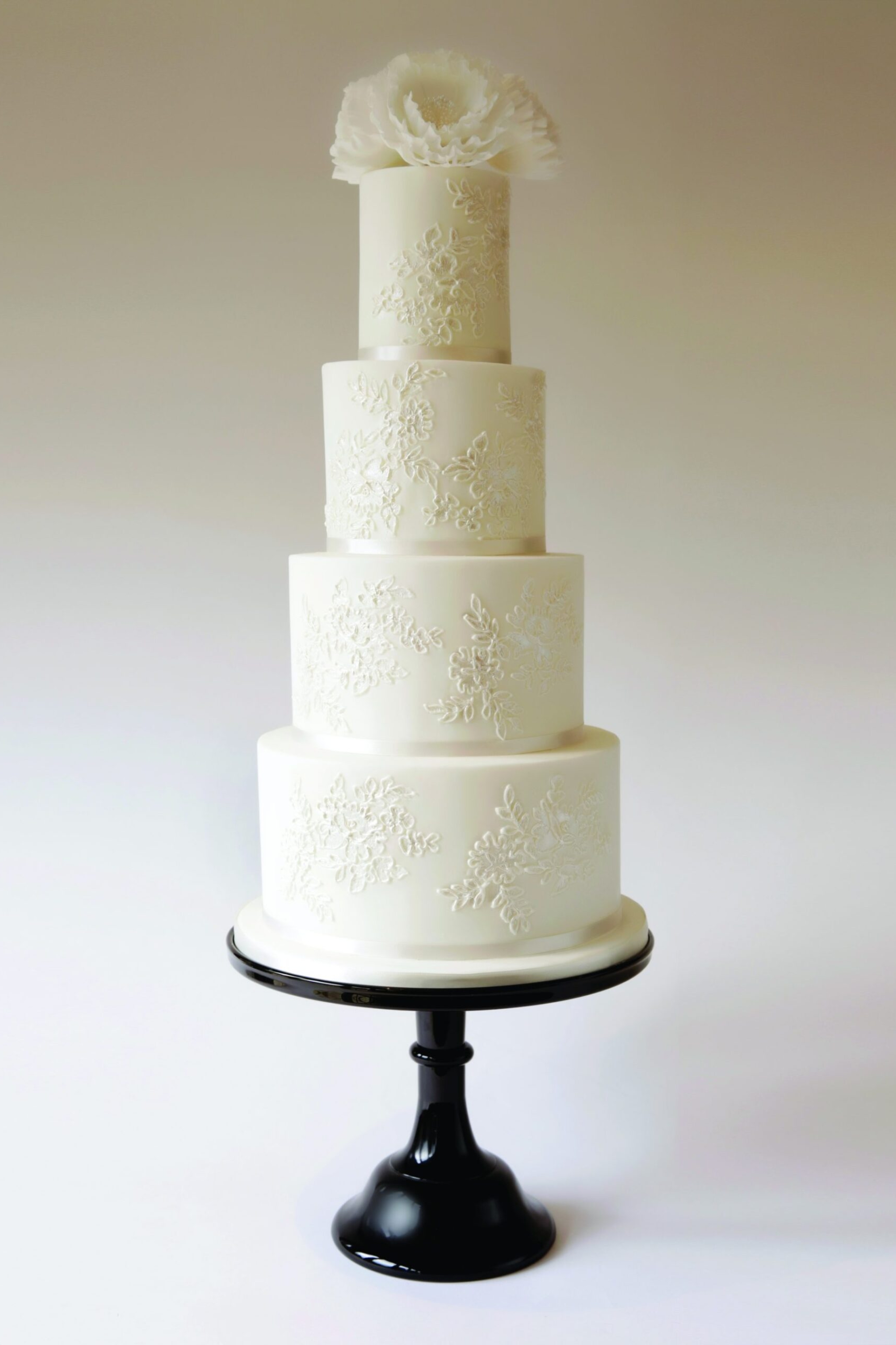 Wedding Cakes | Designer cakes by Elle